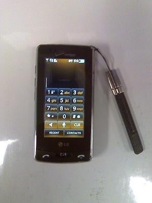 LG's VX9600 Versa shows its face - PhoneArena