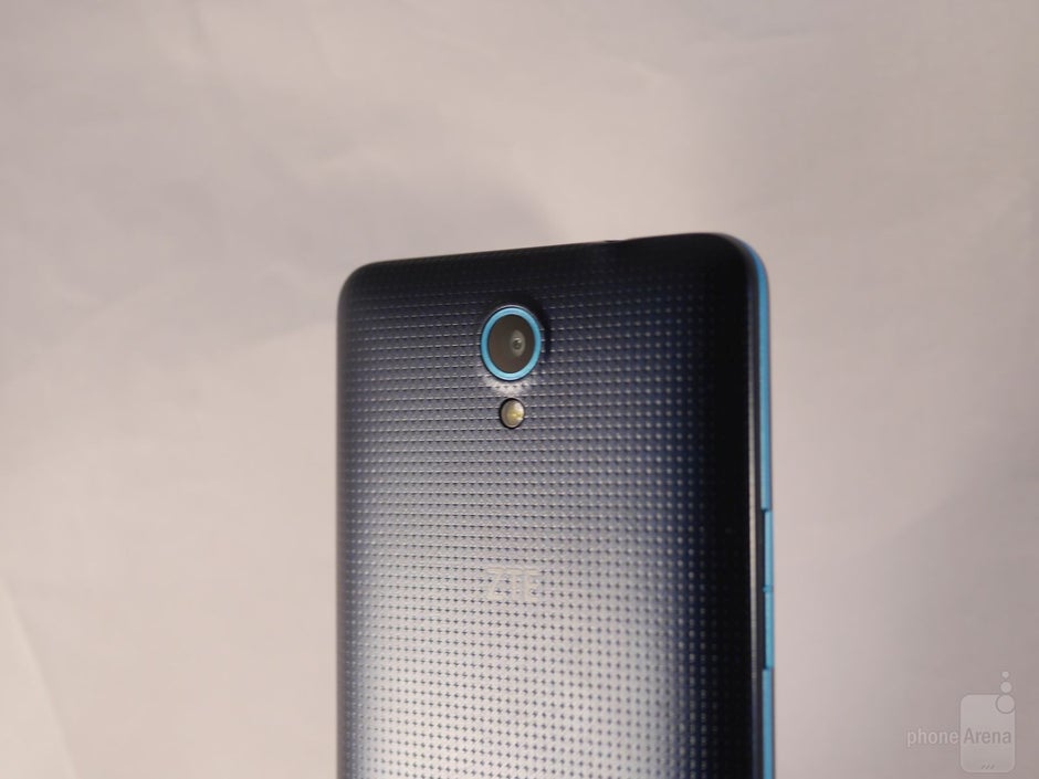ZTE Avid Plus hands-on - PhoneArena