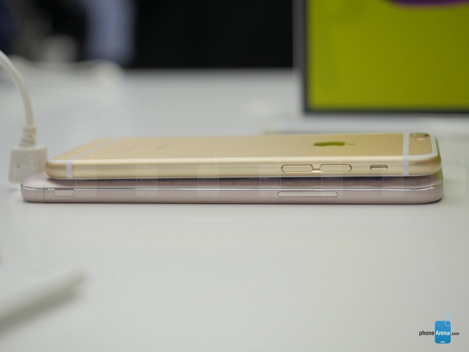 LG G5 vs Apple iPhone 6s: first look - PhoneArena