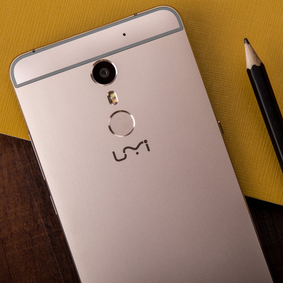 The UMi Max was at IFA 2016 to showcase its metal body and hefty ...