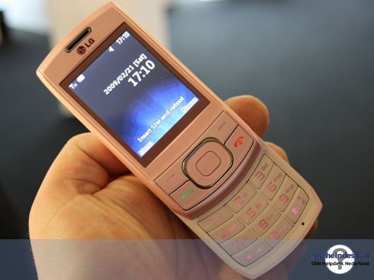 LG shows off a dozen unannounced handsets - PhoneArena