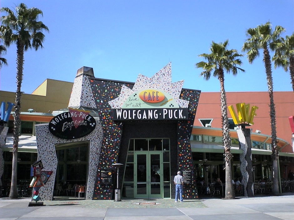 PhoneArena's Retro-Rewind: LG VX8000 - PhoneArena