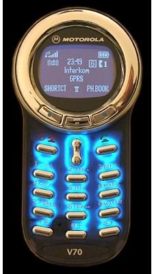 PhoneArena's Retro-Rewind: Motorola v70 - PhoneArena