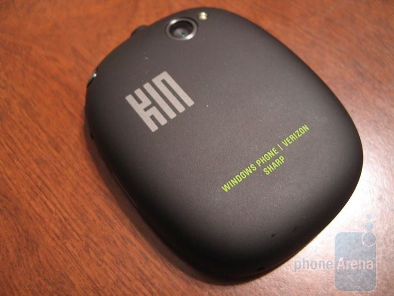 Hands-on with the Microsoft KIN ONE and KIN TWO - PhoneArena