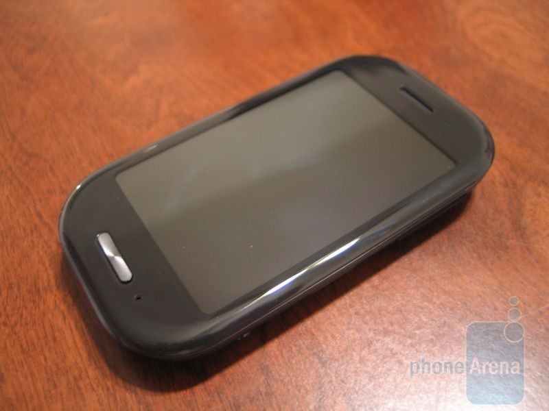 Hands-on with the Microsoft KIN ONE and KIN TWO - PhoneArena