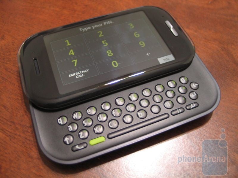 Hands-on with the Microsoft KIN ONE and KIN TWO - PhoneArena