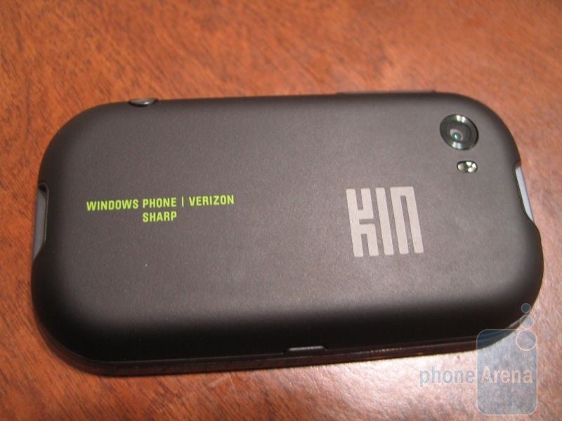 Hands-on with the Microsoft KIN ONE and KIN TWO - PhoneArena