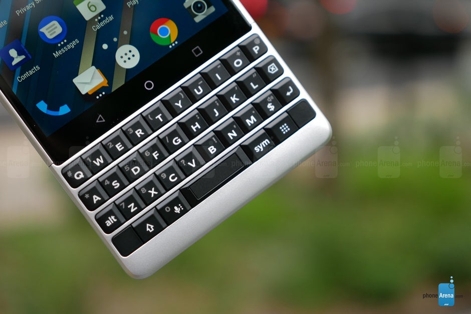 BlackBerry KEY2 hands-on review | PhoneArena reviews - PhoneArena