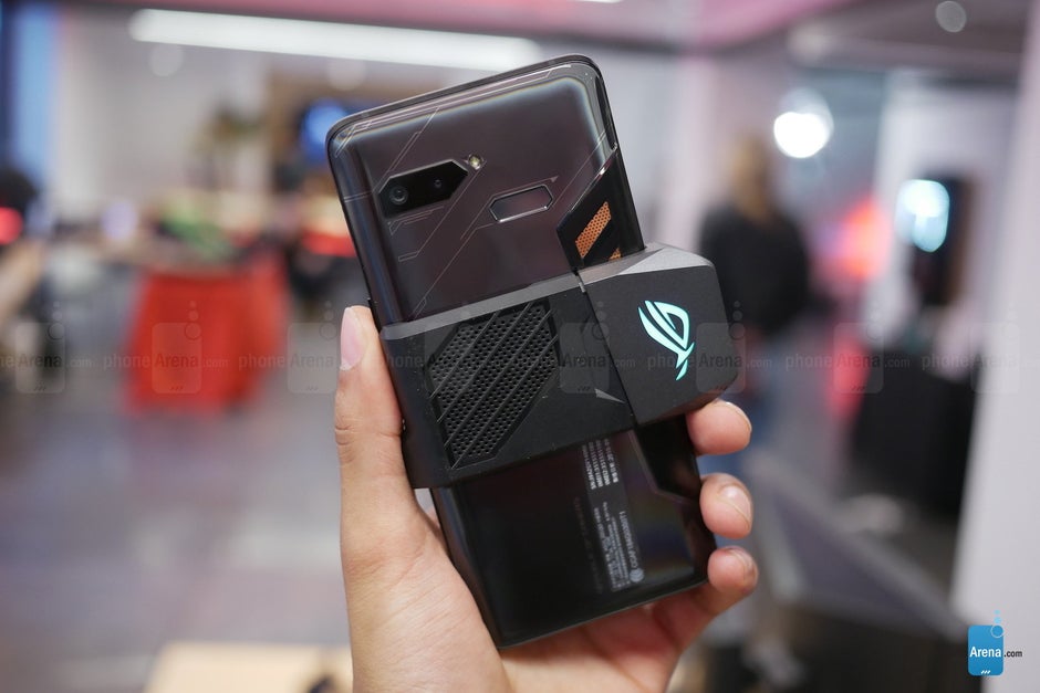 Asus ROG Phone and Accessories Hands-On: More Hardware, More Gaming ...