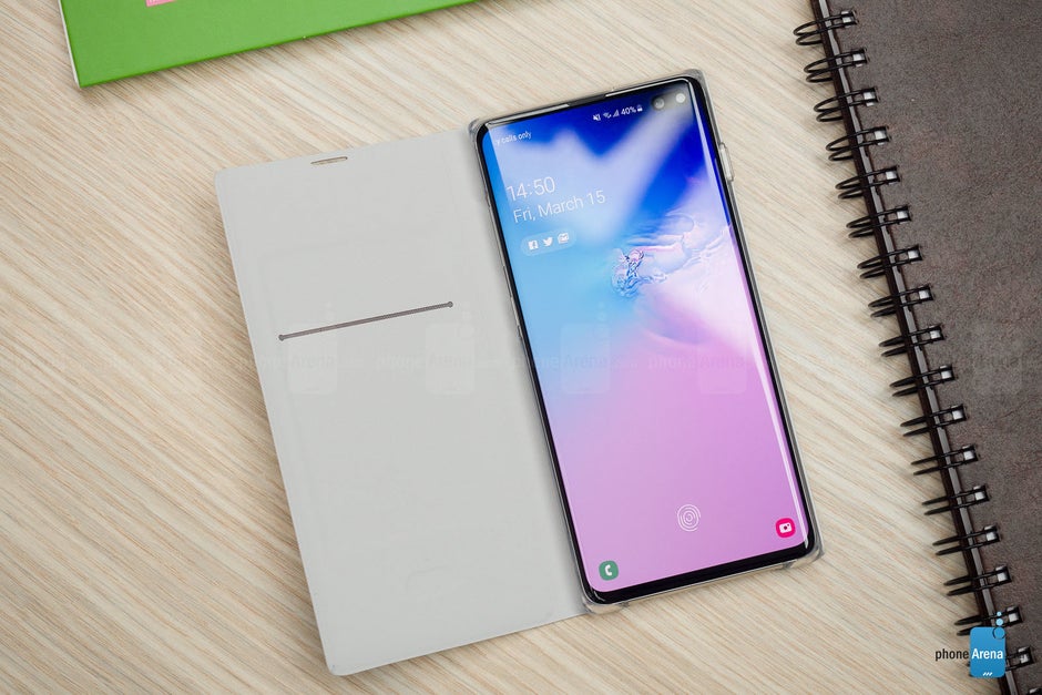 Galaxy S10, S10 Plus & S10e official cases review: leather, silicone ...