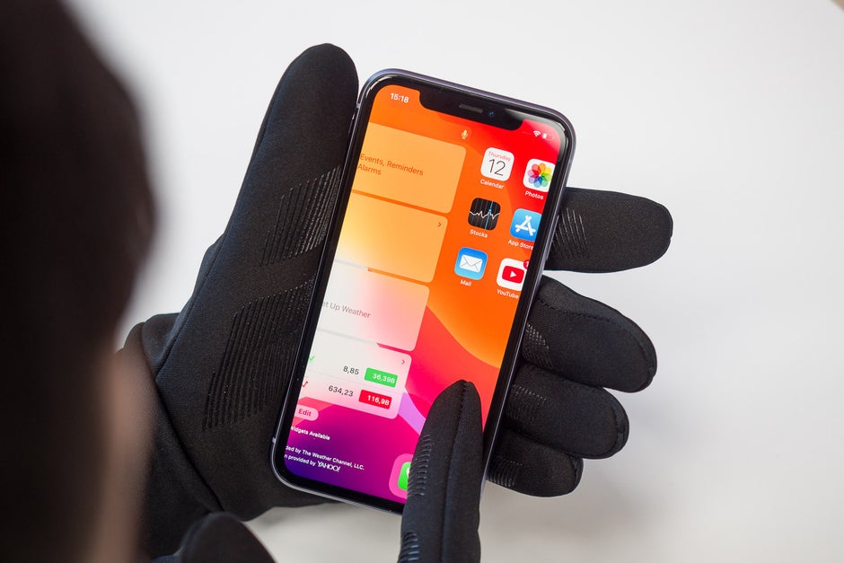 Mujjo Smartphone Gloves: you wouldn't know you need a pair until you ...