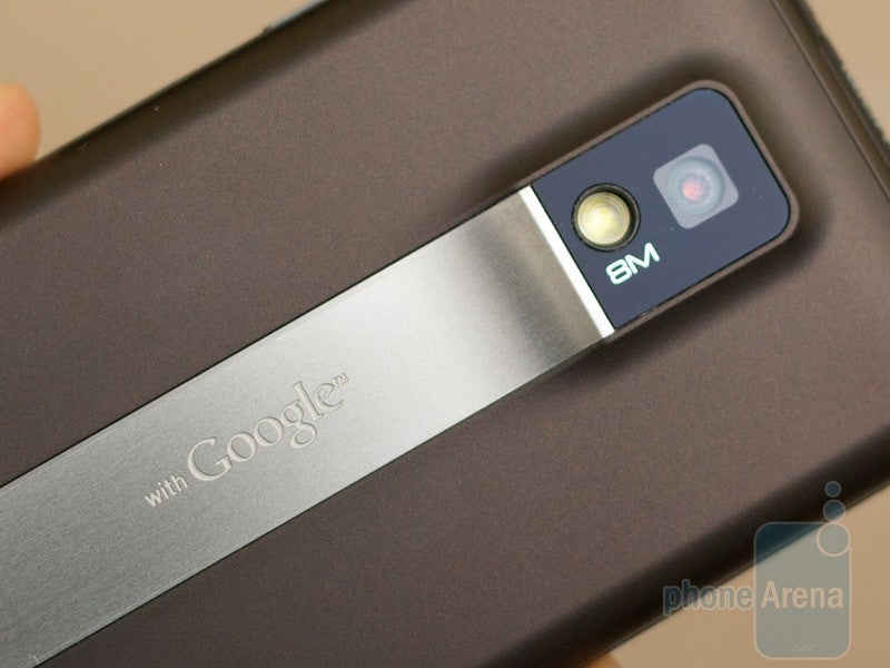 LG Optimus 2X Unboxing and Hands-on - PhoneArena