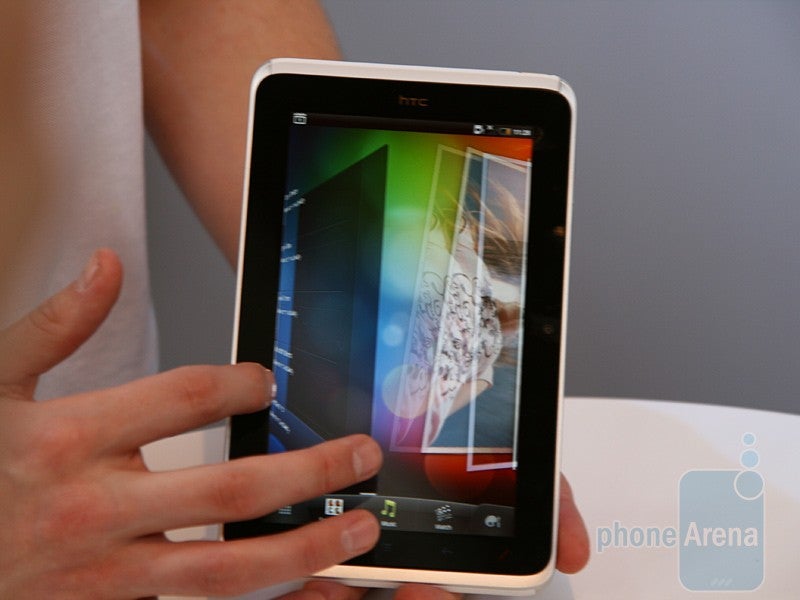 HTC Flyer Hands-on - PhoneArena