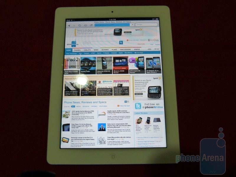 Apple iPad 2 Unboxing & Hands-on - PhoneArena