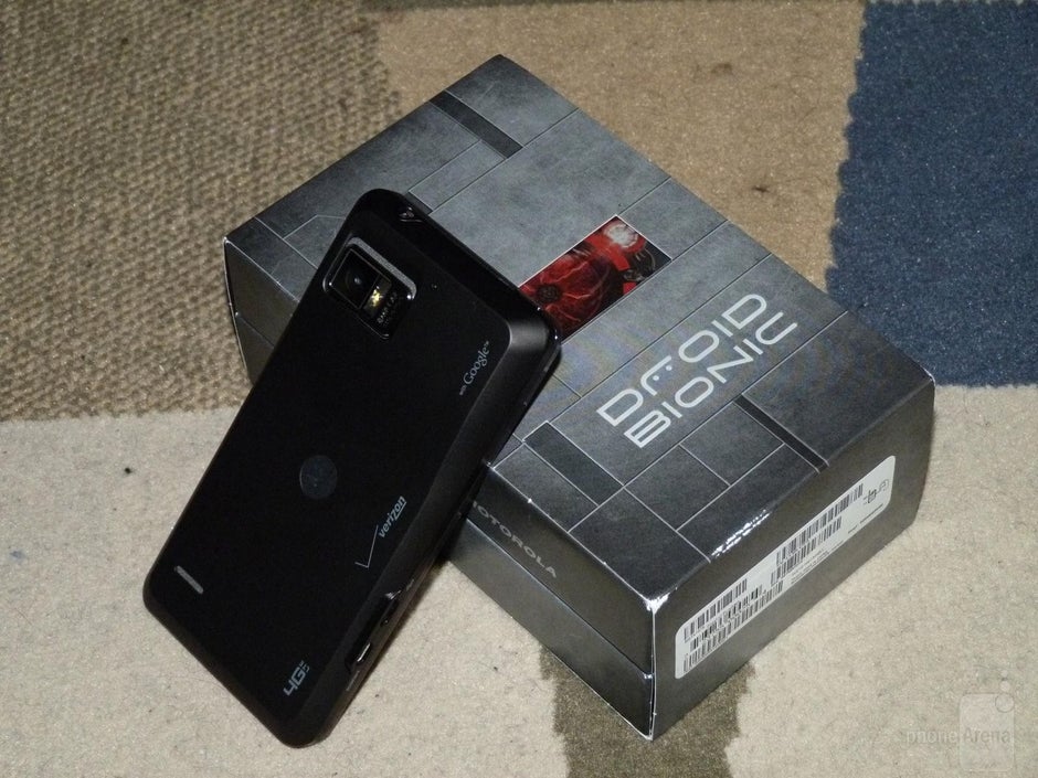 Motorola DROID BIONIC Unboxing - PhoneArena