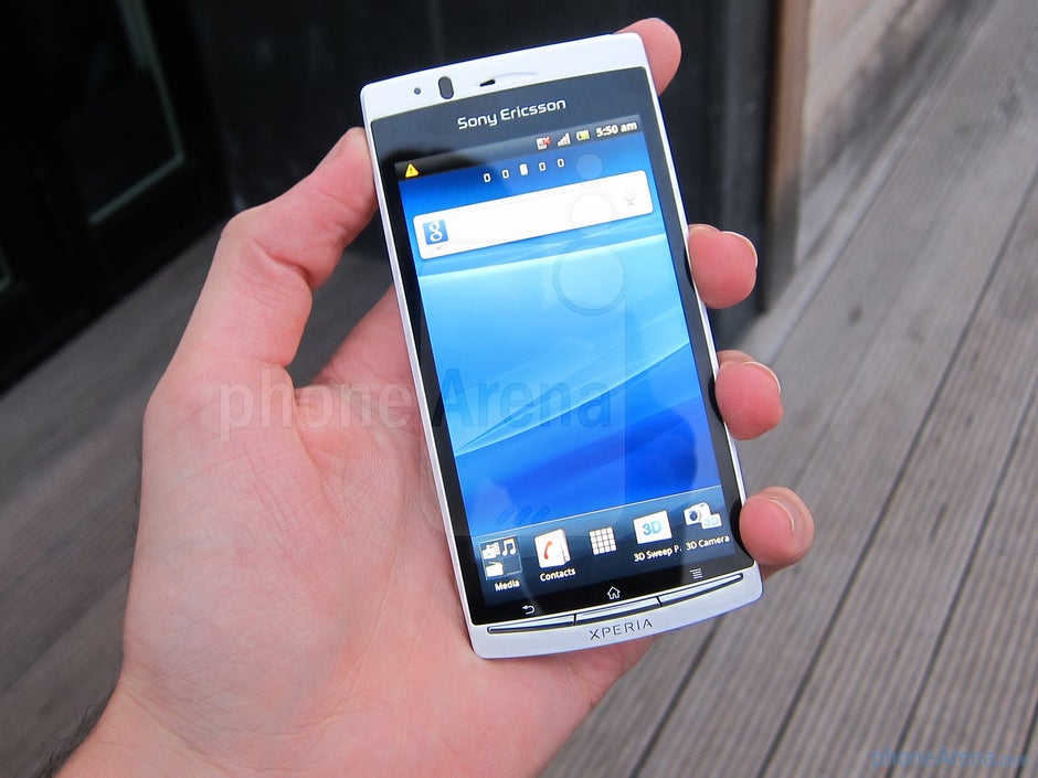 Sony Ericsson Xperia arc S Hands-on - PhoneArena