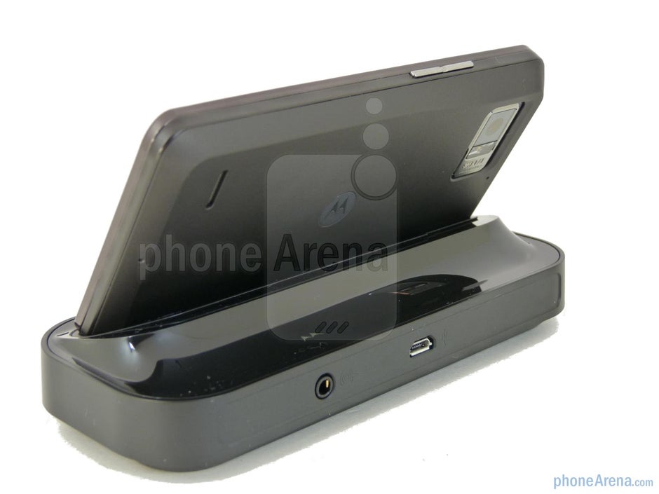 Motorola DROID BIONIC Standard Dock Hands-on - PhoneArena