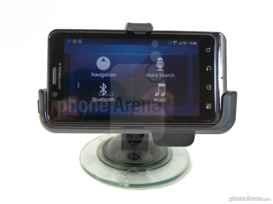 Motorola DROID BIONIC Vehicle Navigation Dock Hands-on - PhoneArena