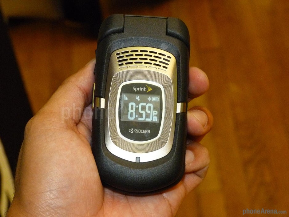 Kyocera DuraCore and DuraMax Hands-on - PhoneArena