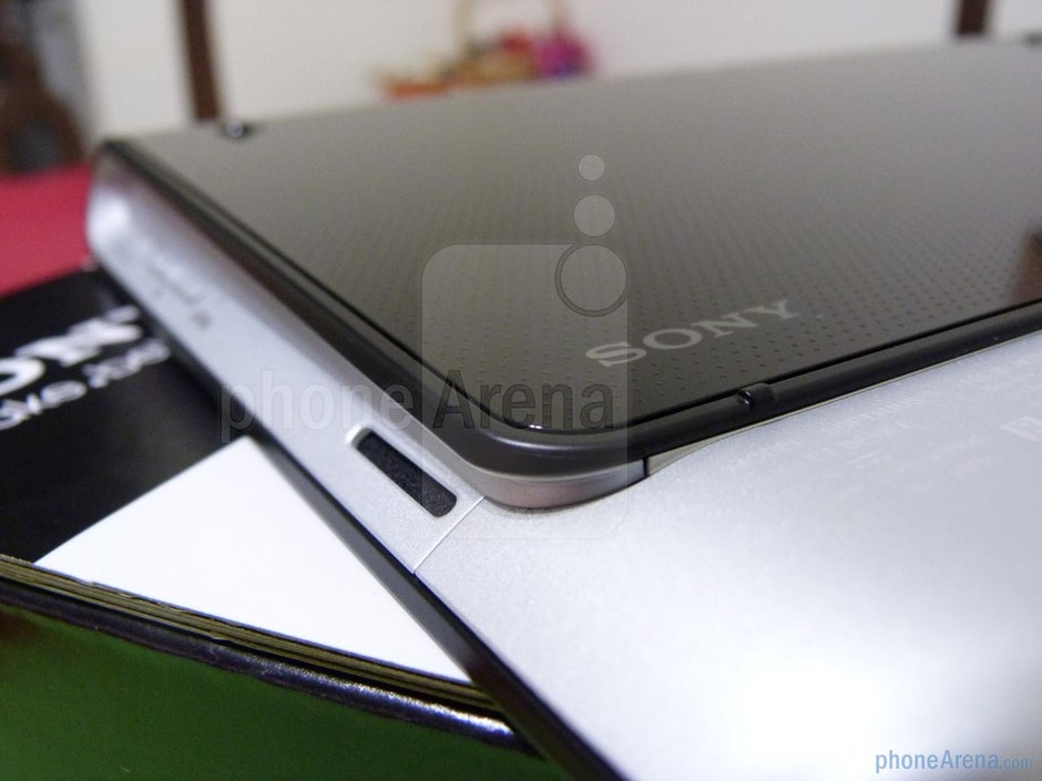 Sony Tablet S Unboxing and Hands-on | PhoneArena reviews - PhoneArena