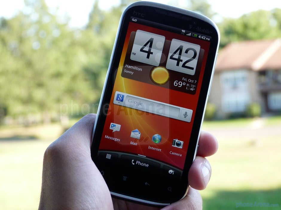 HTC Amaze 4G unboxing and hands-on - PhoneArena
