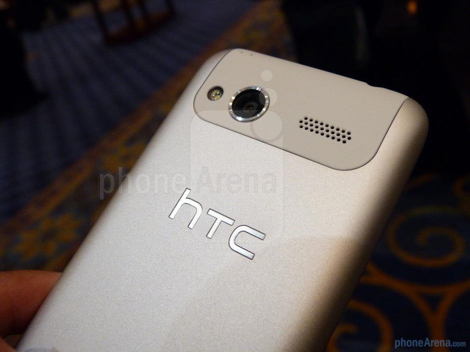 HTC Radar 4G Hands-on - PhoneArena