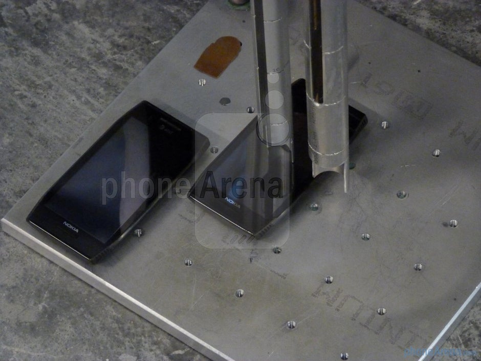 Nokia testing lab tour - PhoneArena