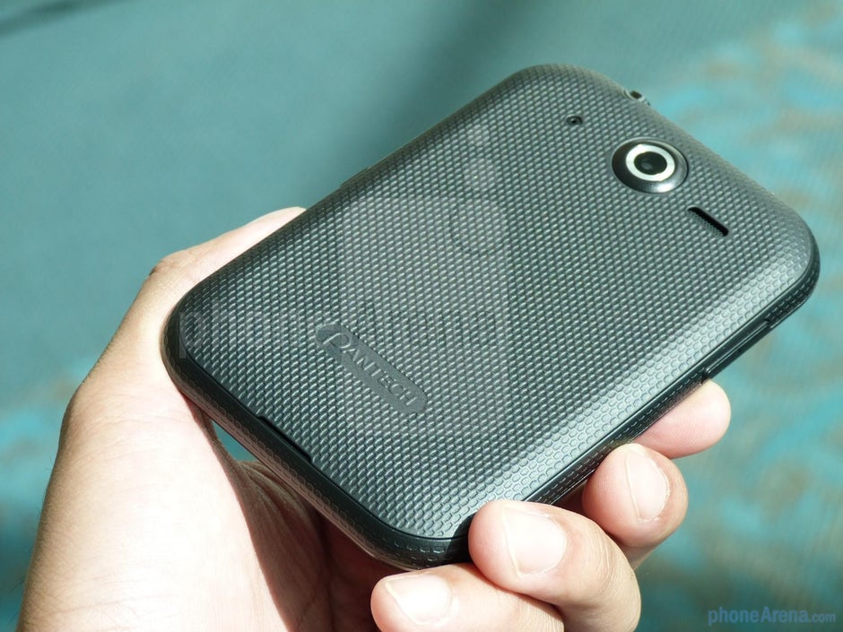 Pantech Pocket hands-on - PhoneArena