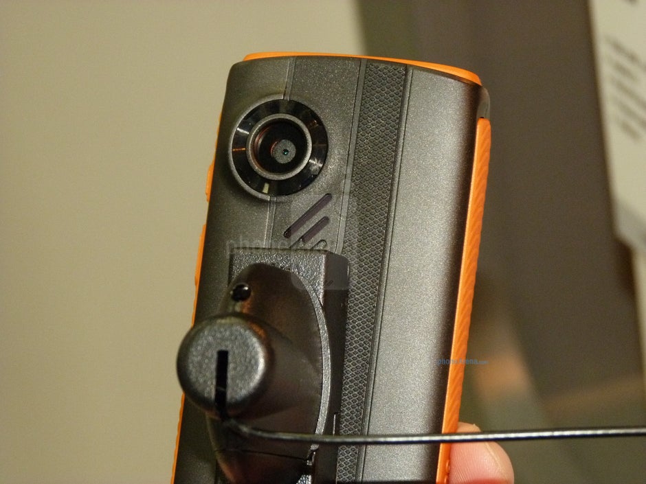 Huawei Discovery Expedition hands-on | PhoneArena reviews - PhoneArena