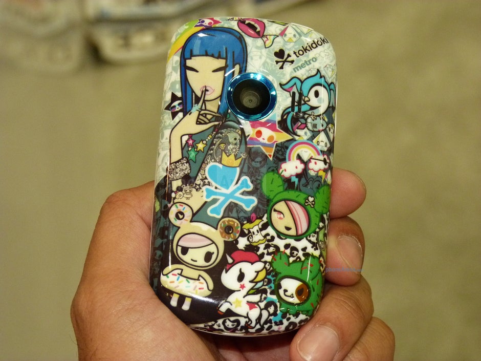 Huawei M835 Tokidoki edition hands-on - PhoneArena