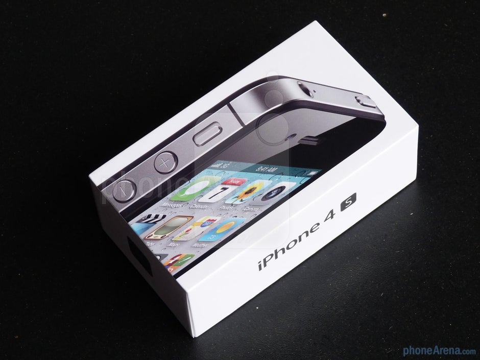 Apple iPhone 4S unboxing and hands-on - PhoneArena