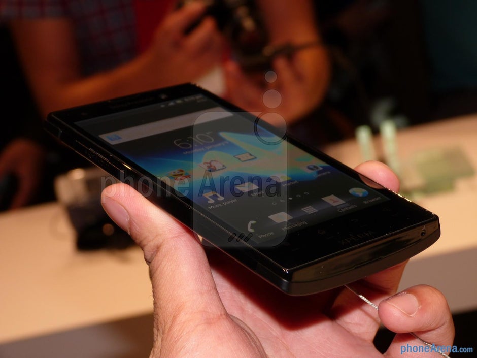 Sony Xperia ion hands-on | PhoneArena reviews - PhoneArena
