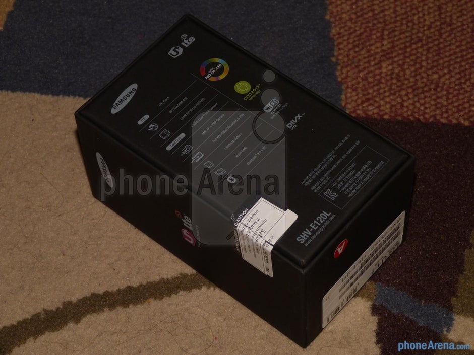 Samsung Galaxy S II HD LTE unboxing and hands-on | PhoneArena reviews ...