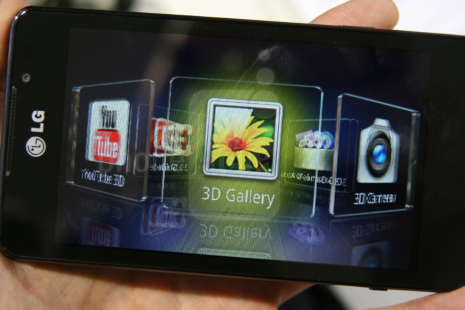 LG Optimus 3D MAX Hands-on Review - PhoneArena