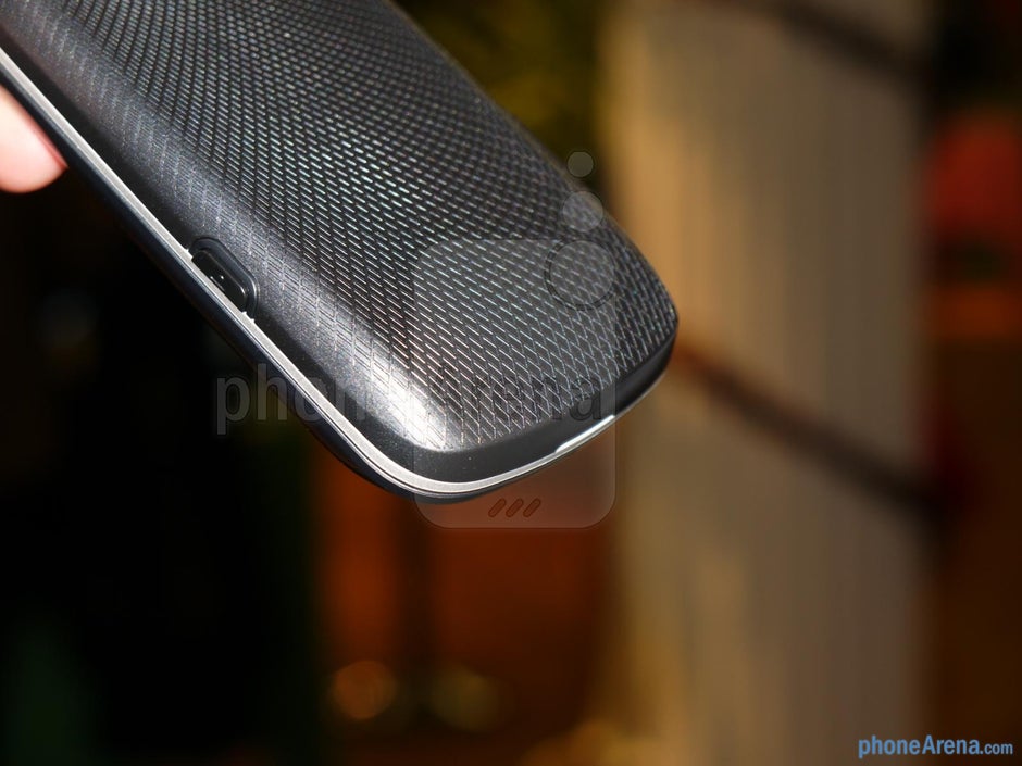 LG Rumor Reflex hands-on | PhoneArena reviews - PhoneArena