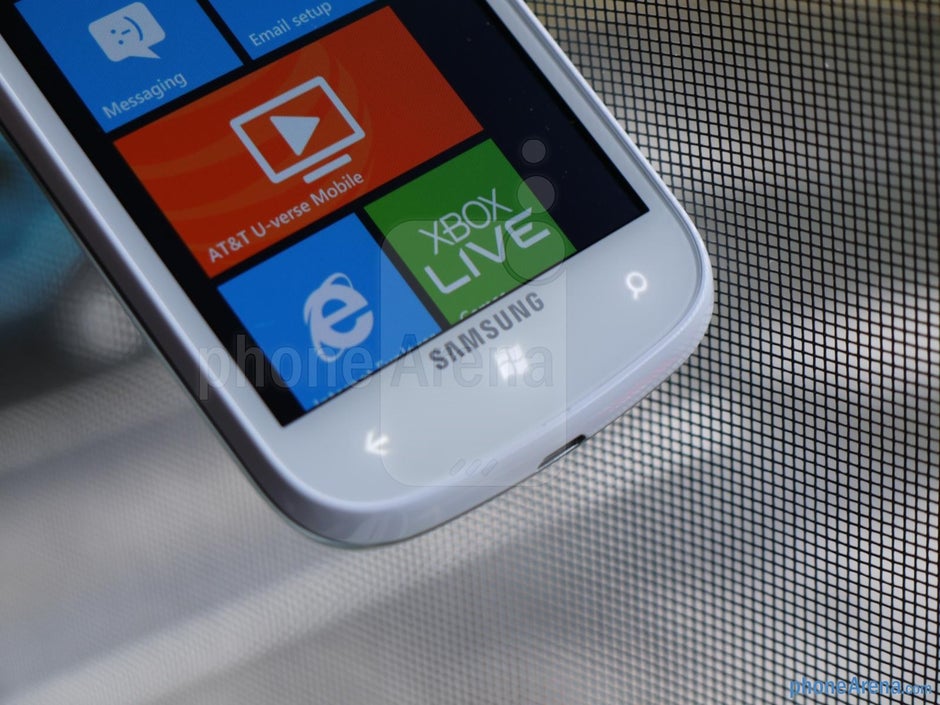 Samsung Focus 2 unboxing - PhoneArena