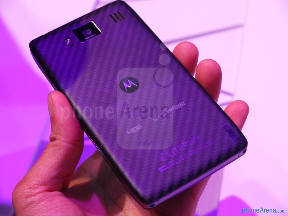 Motorola DROID RAZR MAXX HD hands-on - PhoneArena