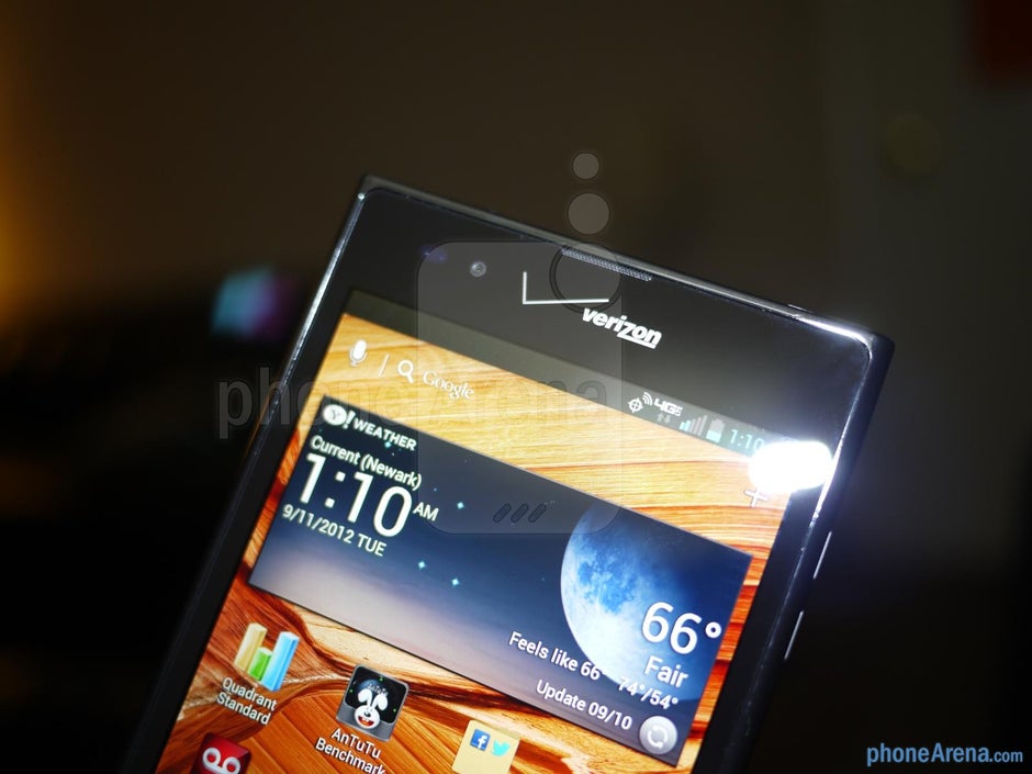 LG Intuition unboxing and hands-on - PhoneArena