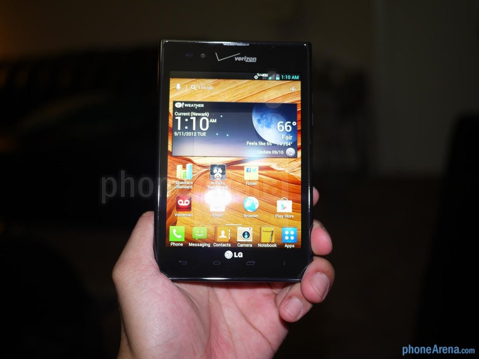 LG Intuition unboxing and hands-on - PhoneArena