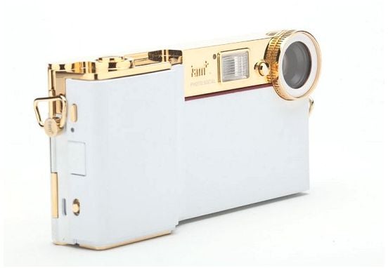 Will.i.am debuts iPhone camera attachment with 14MP sensor and ...
