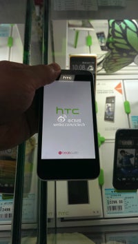 HTC Zara mini: images and specs leak out - PhoneArena