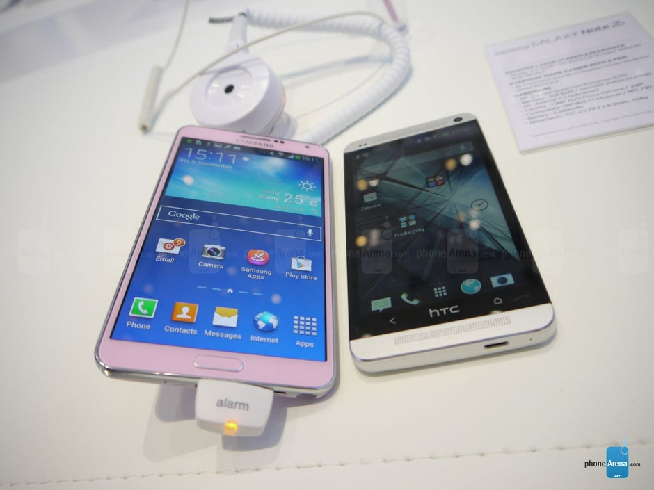 Samsung Galaxy Note 3 vs HTC One: first look - PhoneArena