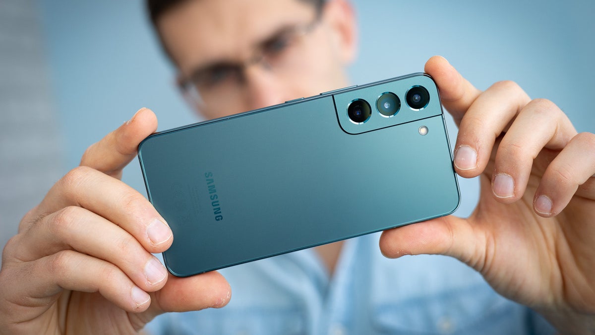 Samsung Galaxy S22 review - PhoneArena