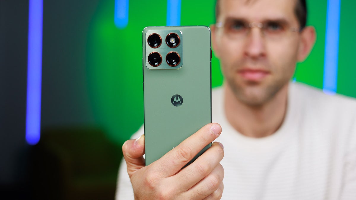 Motorola Edge 70 Review: Finally a thin phone done (mostly) right ...