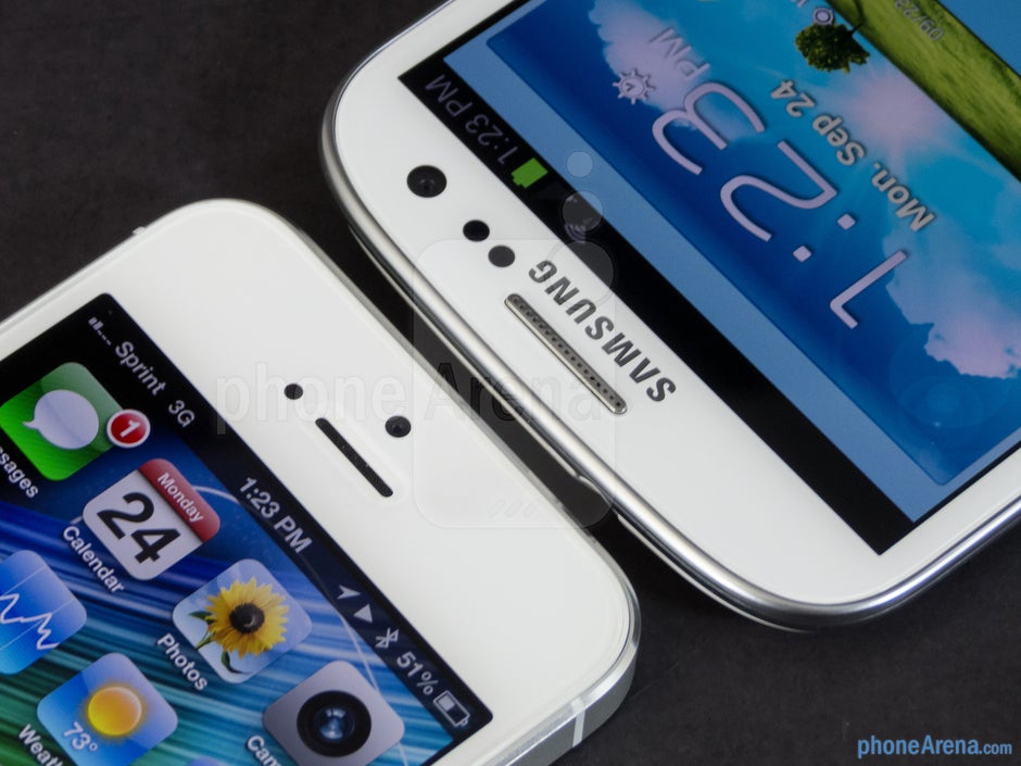 Apple iPhone 5 vs Samsung Galaxy S III - PhoneArena