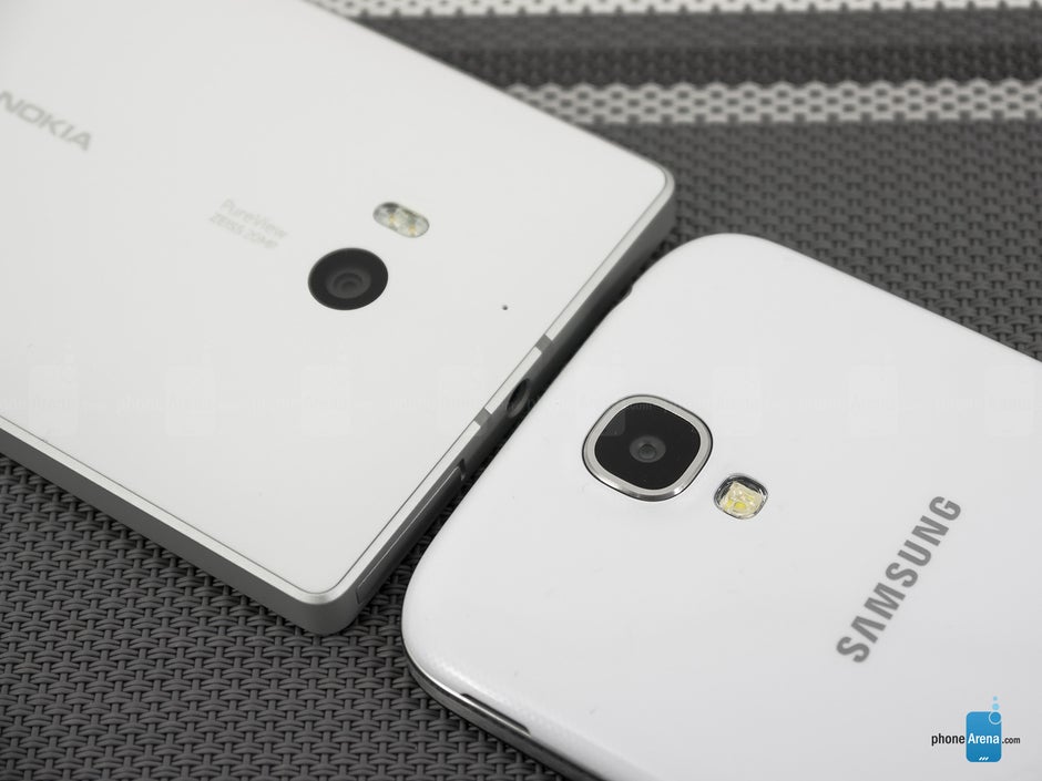 Nokia Lumia Icon vs Samsung Galaxy S4 - PhoneArena