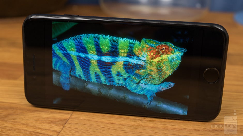 Apple iPhone 7 Review - PhoneArena