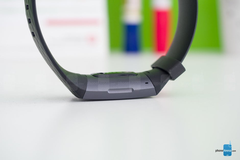 Fitbit Charge 3 Review - PhoneArena