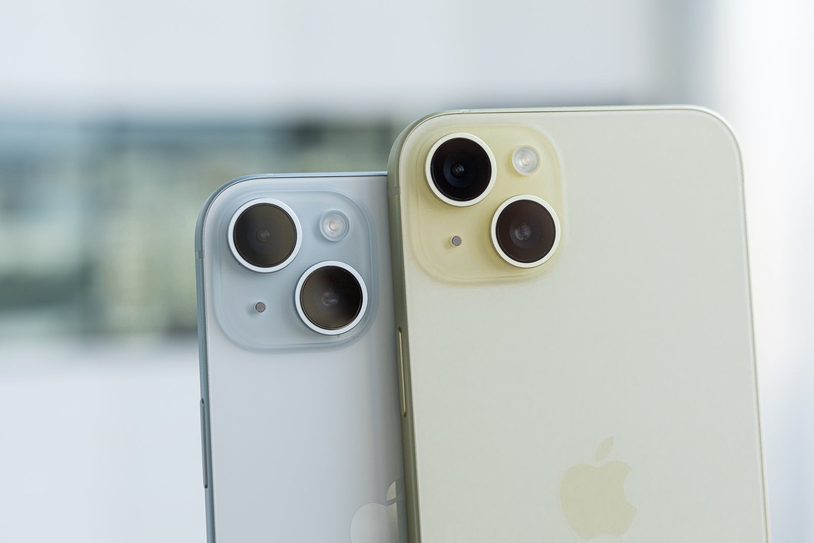 iPhone 15 Plus vs iPhone 15: It's all about that size, size, size - PhoneArena
