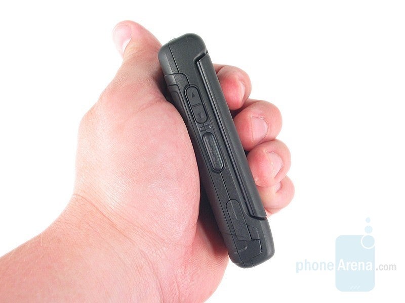 Sanyo PRO-700 Review - PhoneArena